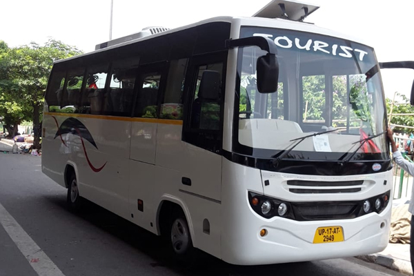 Mini Buses Rental India | 9, 12, 16 Seater Tempo Traveller